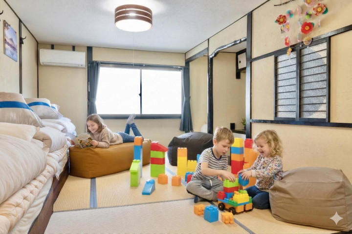 Kizuna Osaka Japanese Family House With Tatami Play Room - Umeda