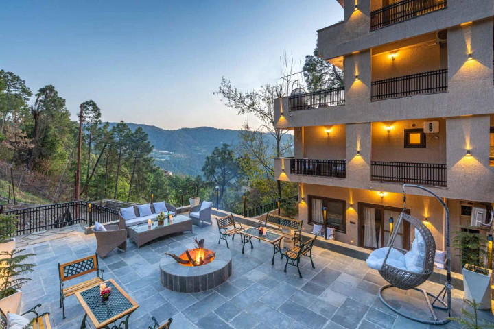 Villa Anvira By Gtv Estate By Veo, Stayvista - 7bhk With Pet Friendly & Mountain View - Chail