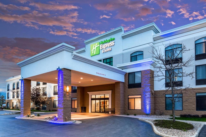 Holiday Inn Express & Suites Cedar Falls - Waterloo By Ihg - Waterloo, IA