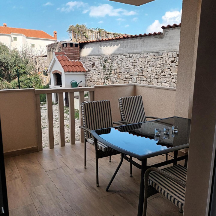 Apartment Katerina - Brač