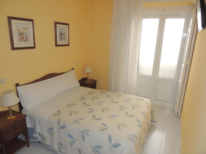 Hostal Gonzalo - Madrid