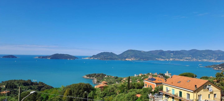 Al Campanile Di La Serra - Lerici