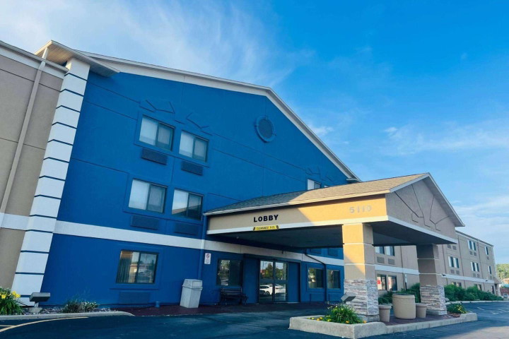 Americinn By Wyndham Glendale Milwaukee - Milwaukee