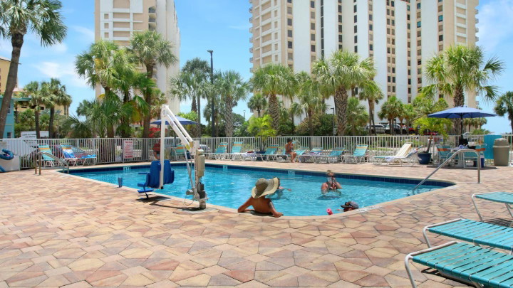 Pelican Pointe Clearwater Beach Hotel - Florida