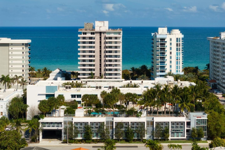 Residence Inn By Marriott Miami Beach Surfside - Miami Gardens, FL