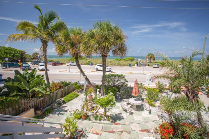 Gulf Spray - C - Treasure Island, FL