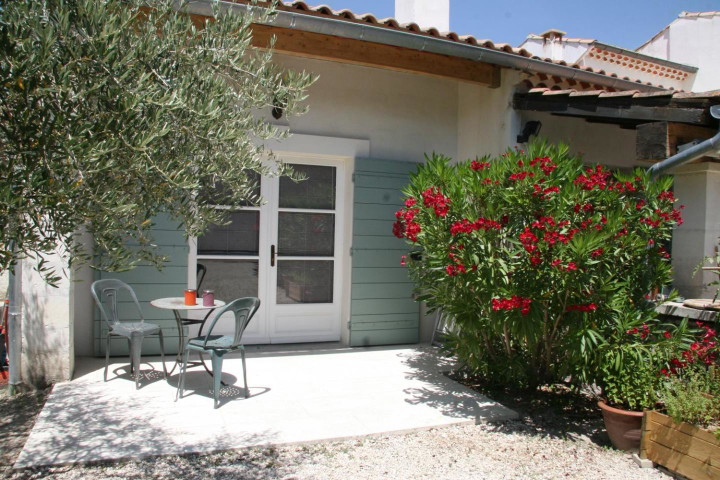 Mas De L'estello B&b "L'esterelle" - Paradou