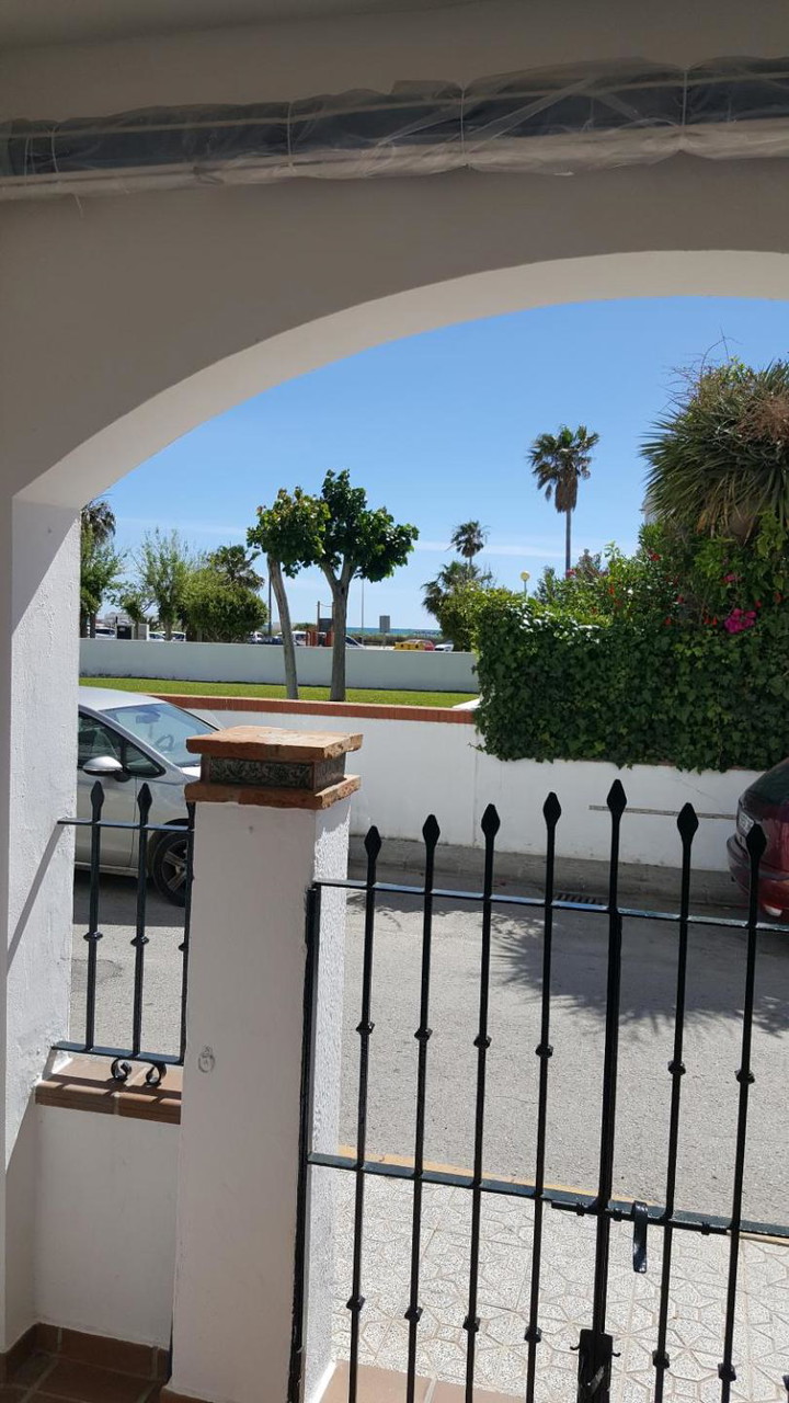 Apartamento En Planta Baja Con Vistar Al Mar - Conil de la Frontera