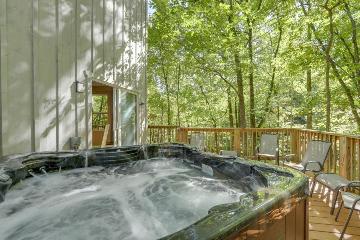 Cobbly Nob Golf Retreat: Hot Tub, Arcade Game Room - Tennessee (State)