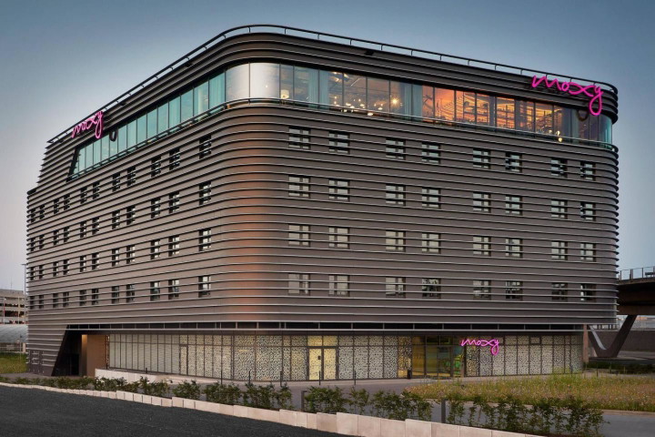 Moxy Cologne Bonn Airport - Wesseling
