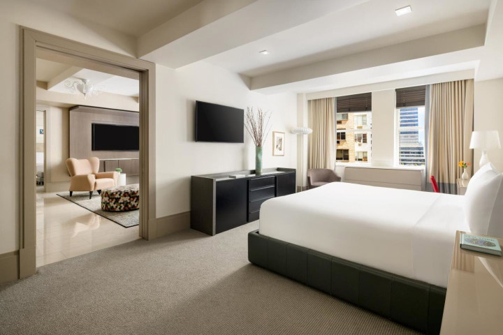 Lombardy Hotel - Queens, NY