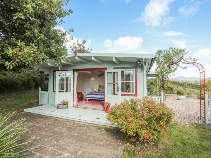 Songbird Hideaway - Pwllheli