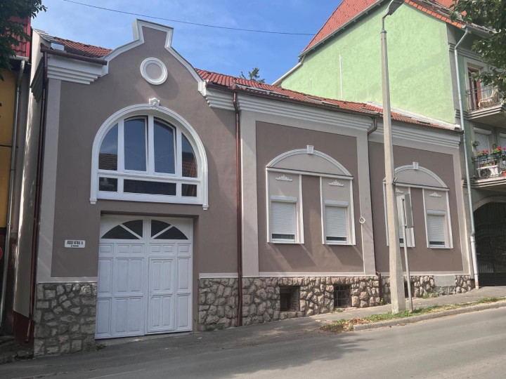 Berzsenyi Apartmanház - Kaposvár