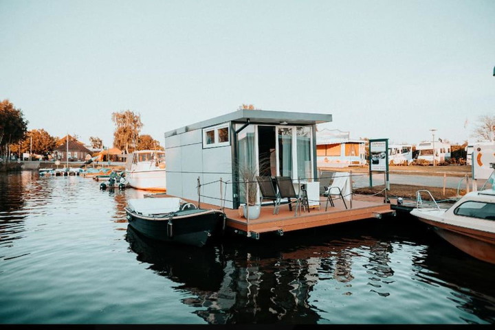 Hausboot Urlaub In Ostfriesland Auf Der Waterhome 1 - Leer