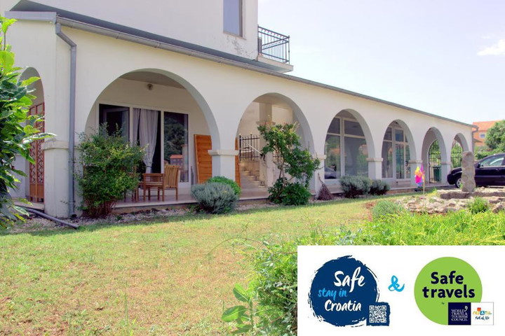 Studio Apartment Gray - Skradin
