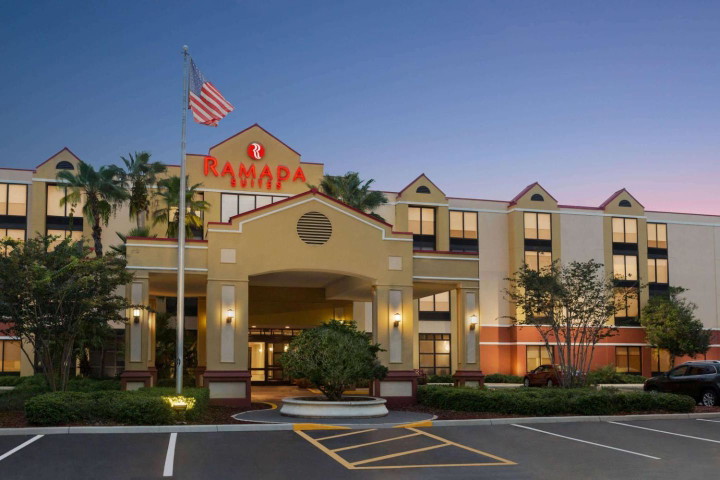 Ramada By Wyndham Suites Orlando Airport - Orlando, FL