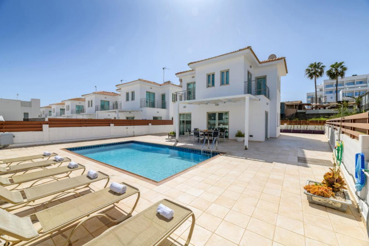 Sunrise Oasis Hotel & Waterpark - Protaras