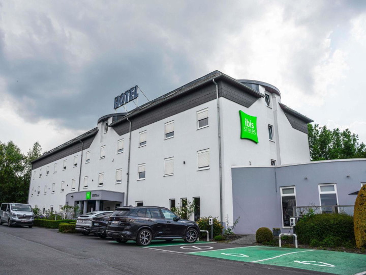 Ibis Styles Charleroi Airport Aero 44 - Charleroi
