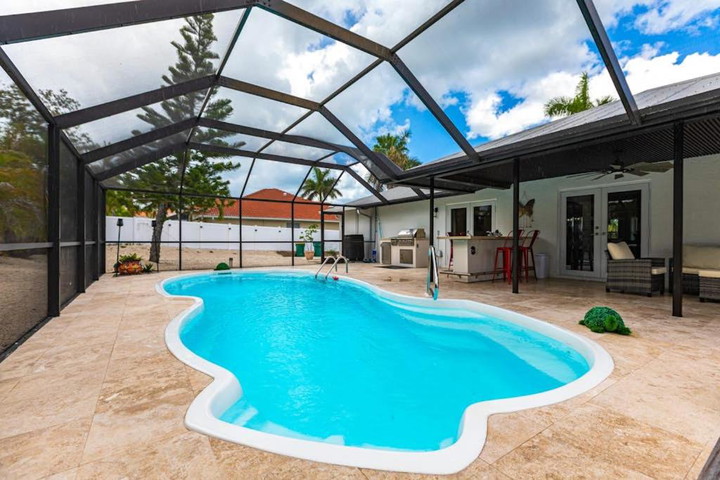 Vanessas Villa - Marco Island, FL