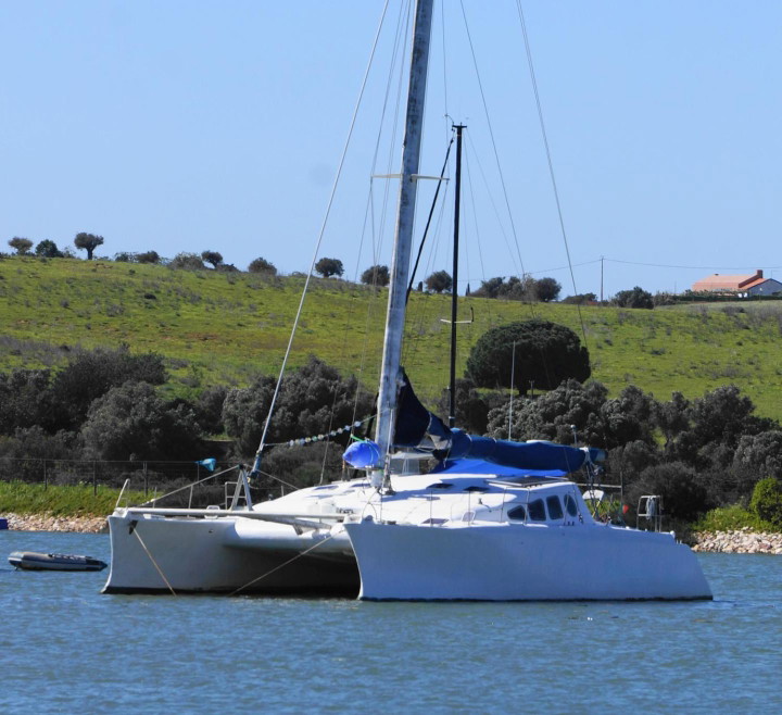 Cabines Catamaran Breakfast-brunch Included, Optional Lunch & Dinner - Prainha