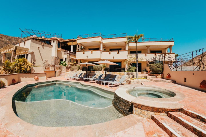 Castillo Blarney Inn - Cabo San Lucas