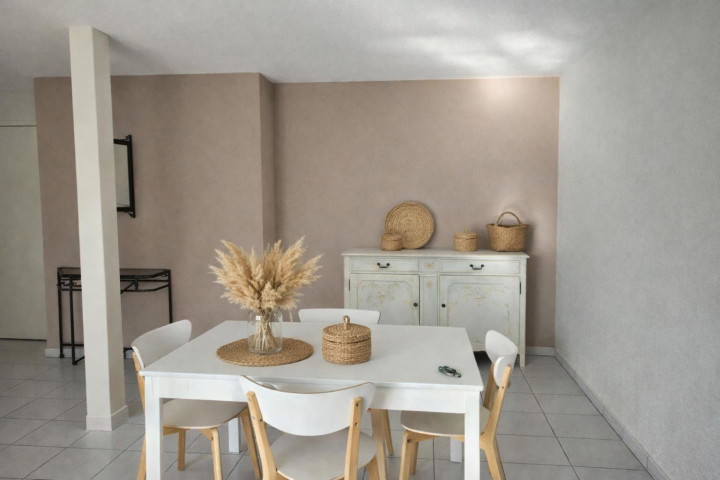 Appartement Lumineux Avec Terrasse Et Parking à 5 Min Du Centre Ville - Salies-de-Béarn
