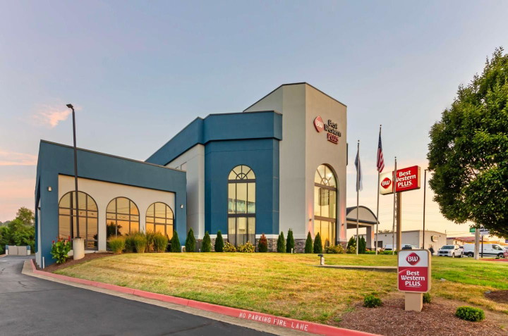Best Western Plus Harrisonburg - Harrisonburg, VA