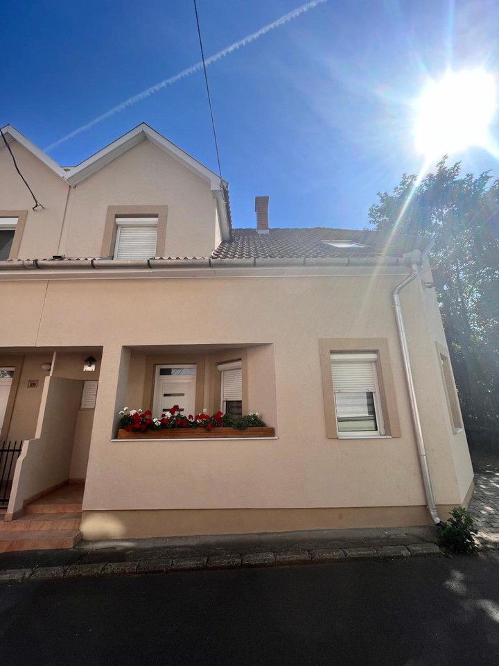 Kisvölgy House - Egerszalók