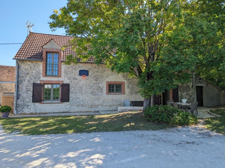 Maison De Campagne Rénovée à 1h De Paris, Avec Jardin Clos, 4 Chambres Et éQuipements Familiaux - Montargis