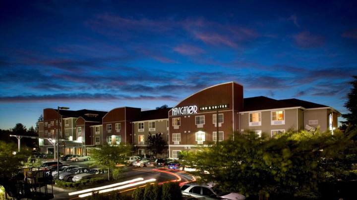 Executive Residency By Best Western Navigator Inn & Suites - Everett