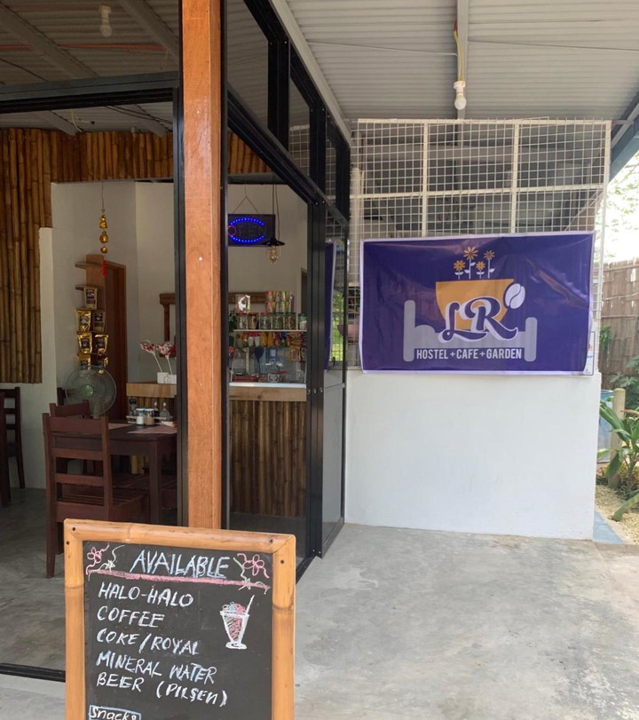 Lr Hostel And Cafe - Badian
