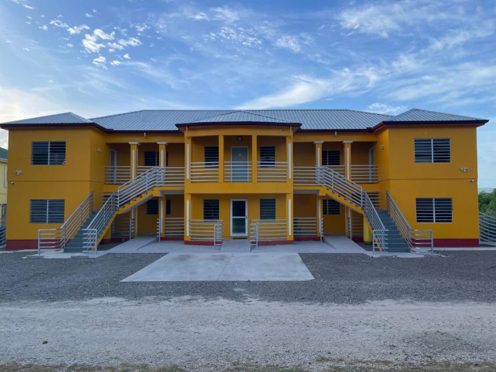 Poinciana Apartments - Holiday Rental - Antigua-et-Barbuda