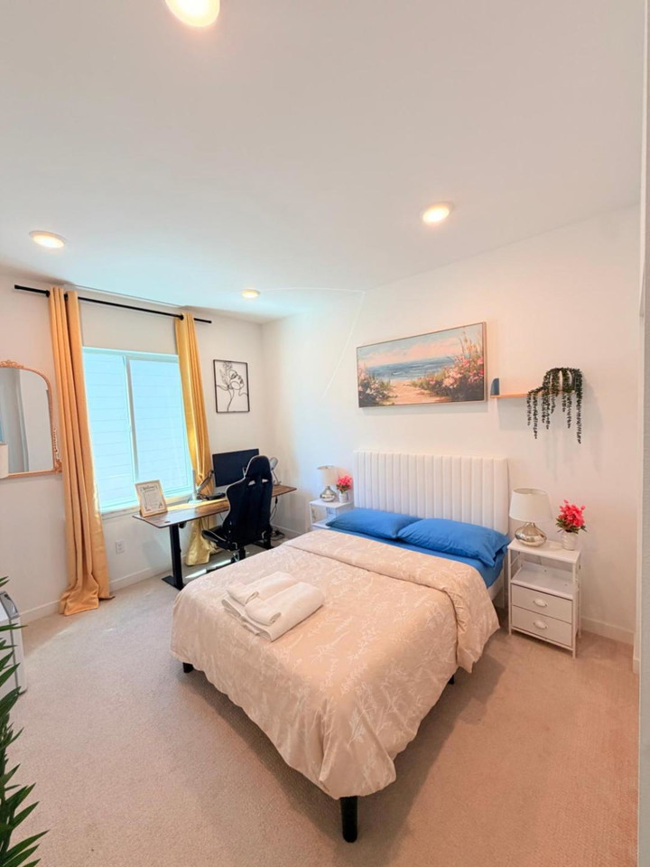 Modern Cozy Room3 In Shared Home, Near Seatac, Mt Rainier - Puyallup, WA