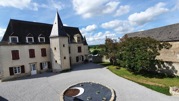 Gîte Château D'espalungue, Piscine Et Spa - Pyrénées-Atlantiques