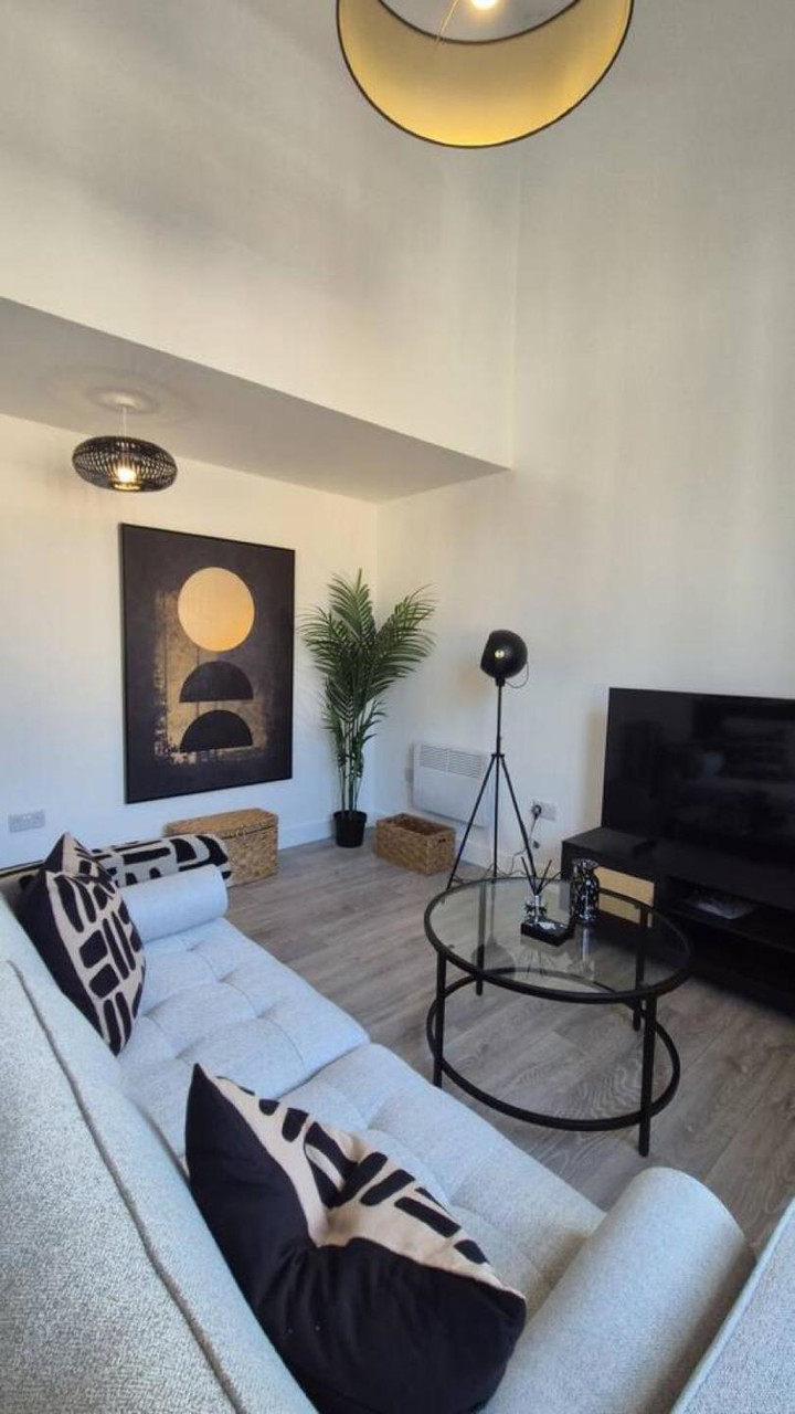 Flat 6, Cupar Apartments. - Cupar