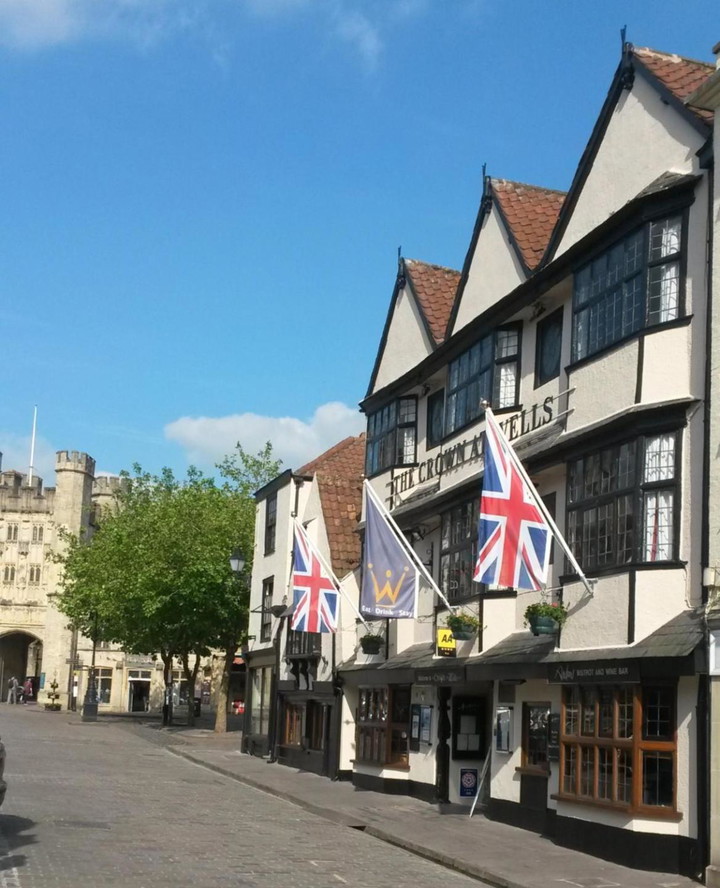 The Crown At Wells, Somerset - Glastonbury