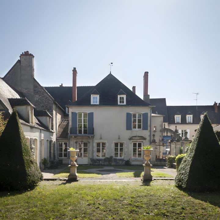 Chez Diane - Maison Hôtelière - Saint-Amand-Montrond