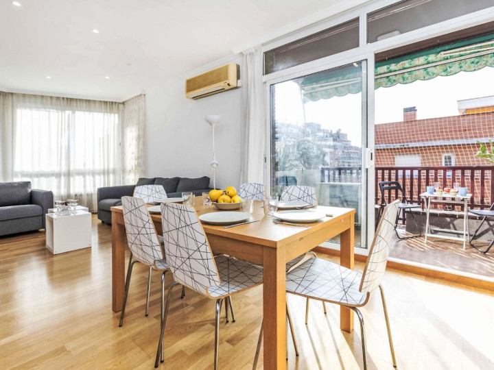 Apartment Sants-les Corts Galileu By Interhome - L'Hospitalet de Llobregat