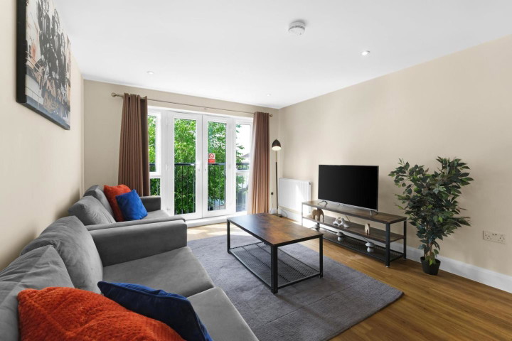 Heathrow Living 2bdr 2ba Apt By 360 Stays - Apt 12 - Staines-upon-Thames