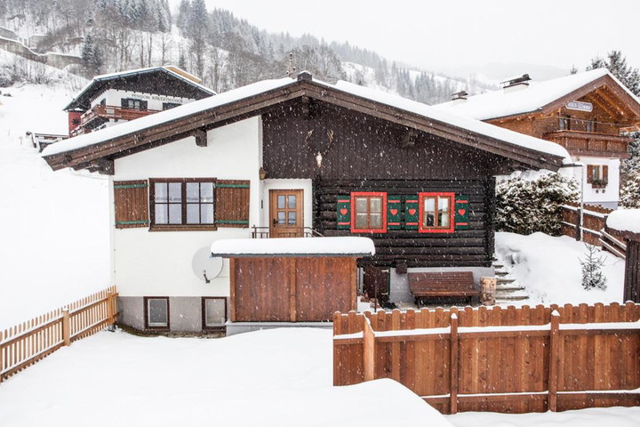 Chalet Appartement Alpenherz - Saalbach