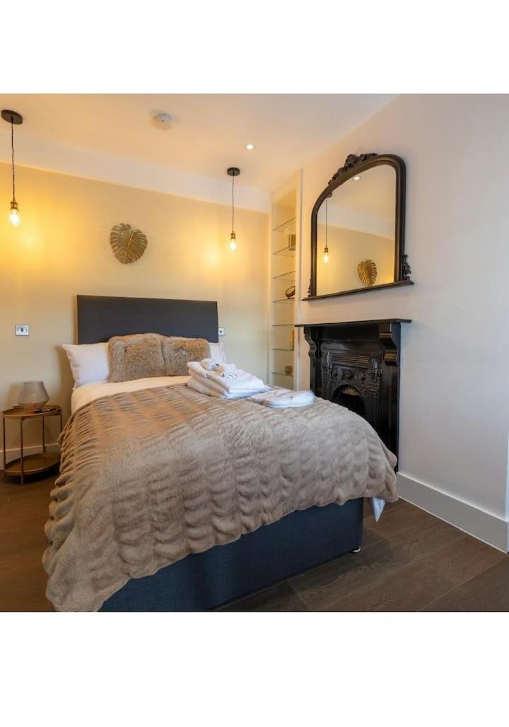 Luxury Double Bedroom En Suite - Fulham