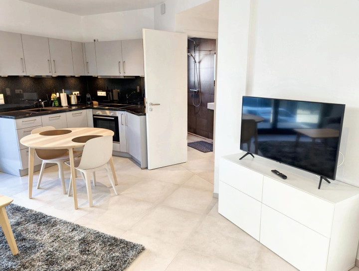 Belair New 1br W/ Balcony+garage - ルクセンブルク市