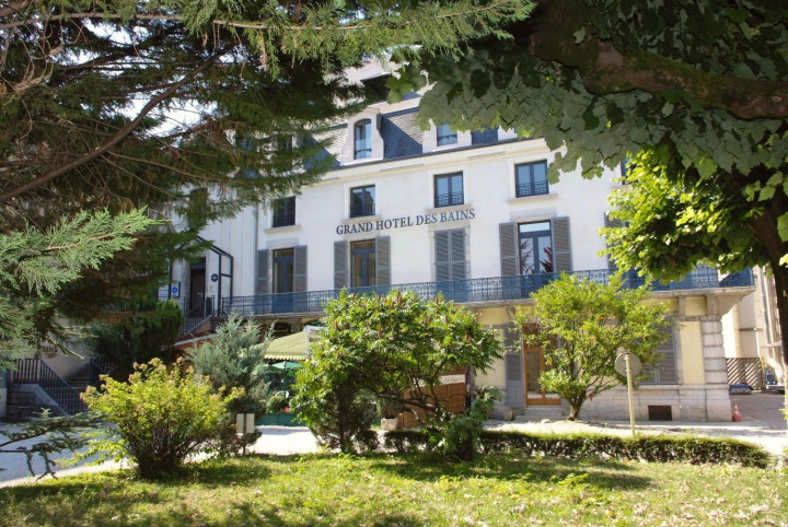 Logis Grand Hôtel Des Bains - Salins-les-Bains