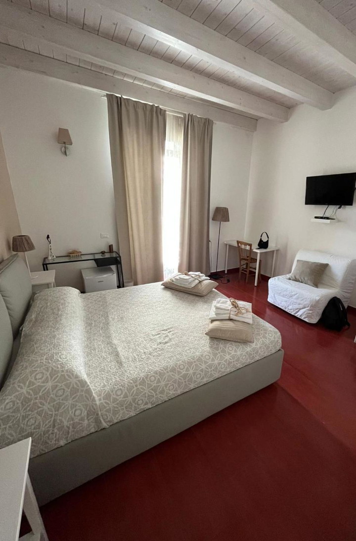 Yhomisus - Vittoria