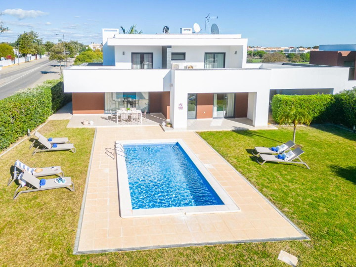 Apartamentos Turisticos Novochoro - Portugal