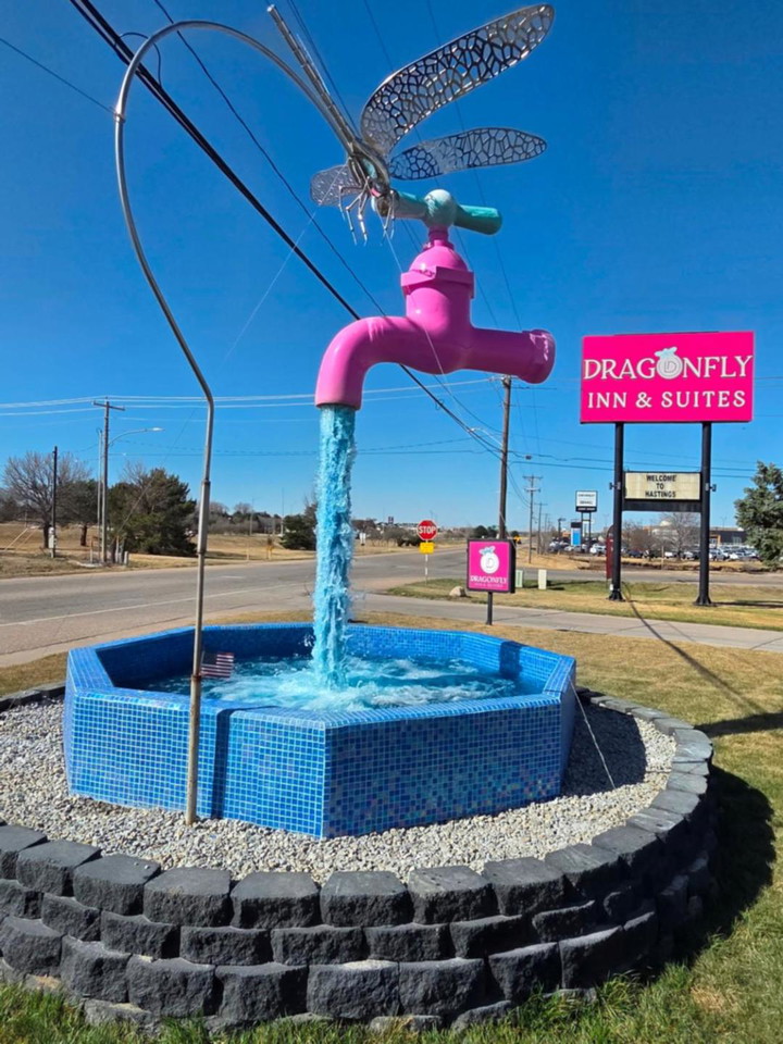 Dragonfly Inn & Suites - Hastings, NE