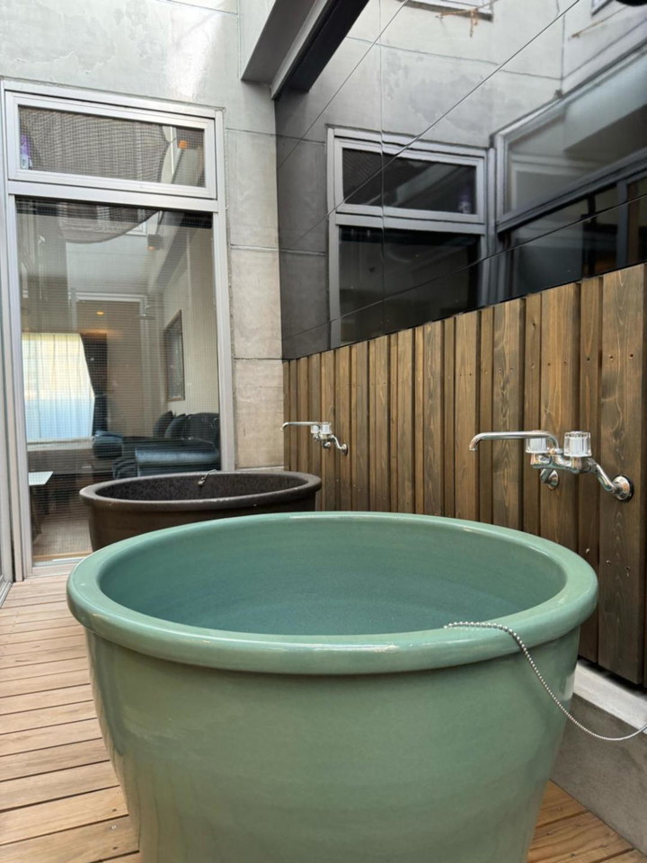 Earthveloビル一棟貸しでフルリノベ済み各階に風呂トイレありで好立地でコスパ最高をめざしている宿です - Japan