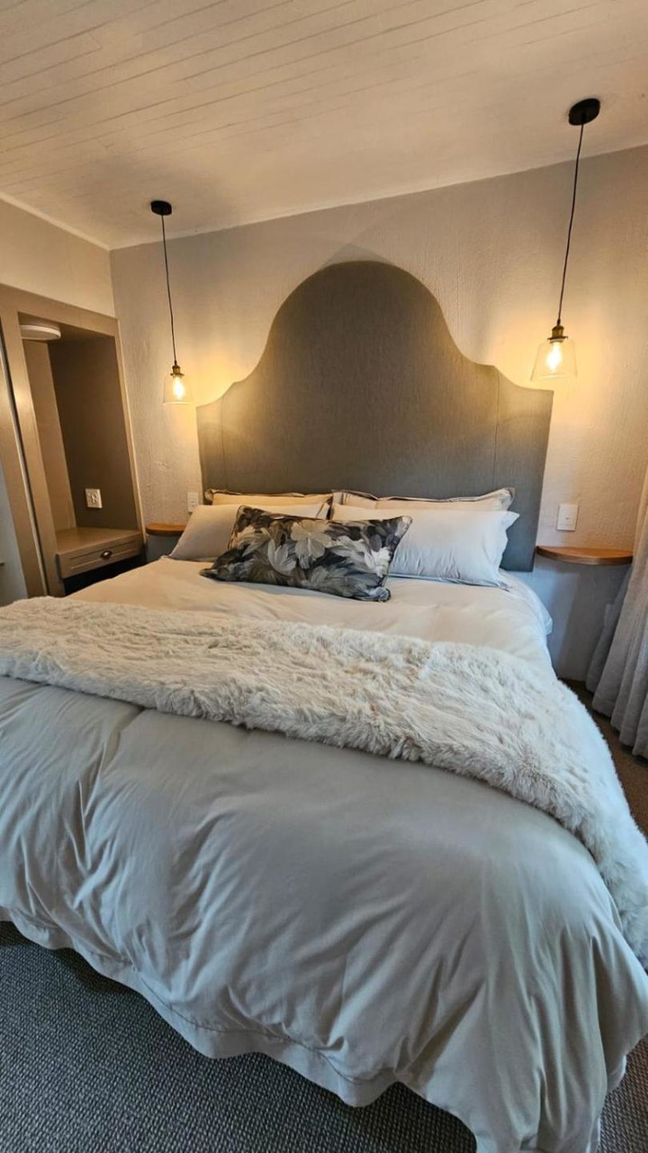 Critchley Hackle - Deluxe Garden Units - Dullstroom
