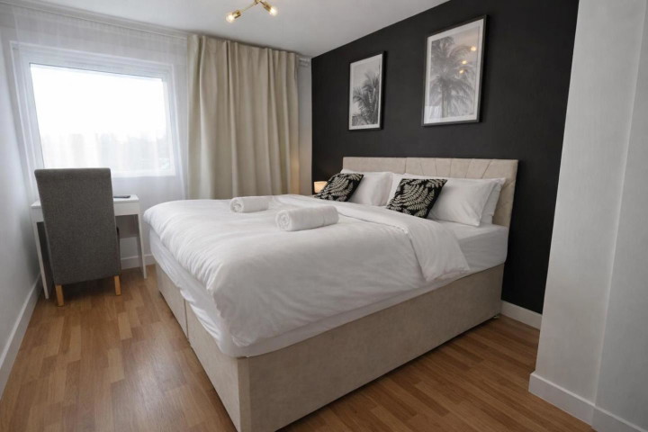 Spacious 5br Home Garden Access & Free Parking - Kirkcaldy