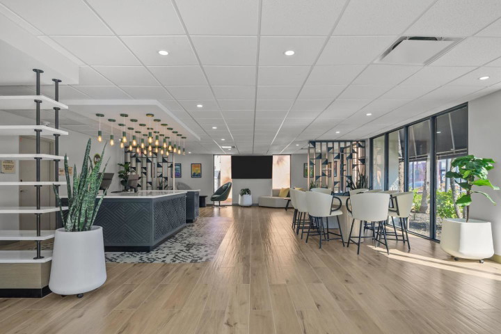 B&b Hotel Orlando International Drive Near Universal - Newly Renovated! - Orlando